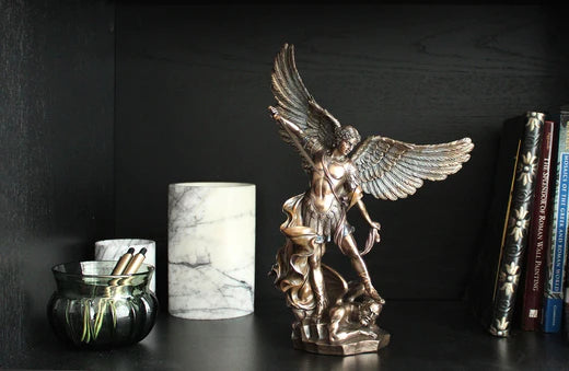 How to Decorate Your Home with Bronze Statues: Decorative Tips – The ...